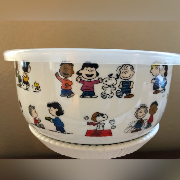 Peanuts | Kitchen | 3pc Peanuts Gang Charlie Brown Snoopy Food Storage ...